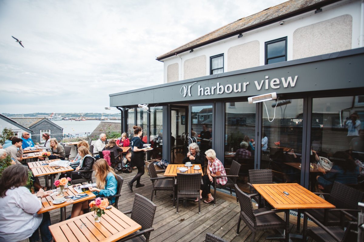 Harbour view restaurant store