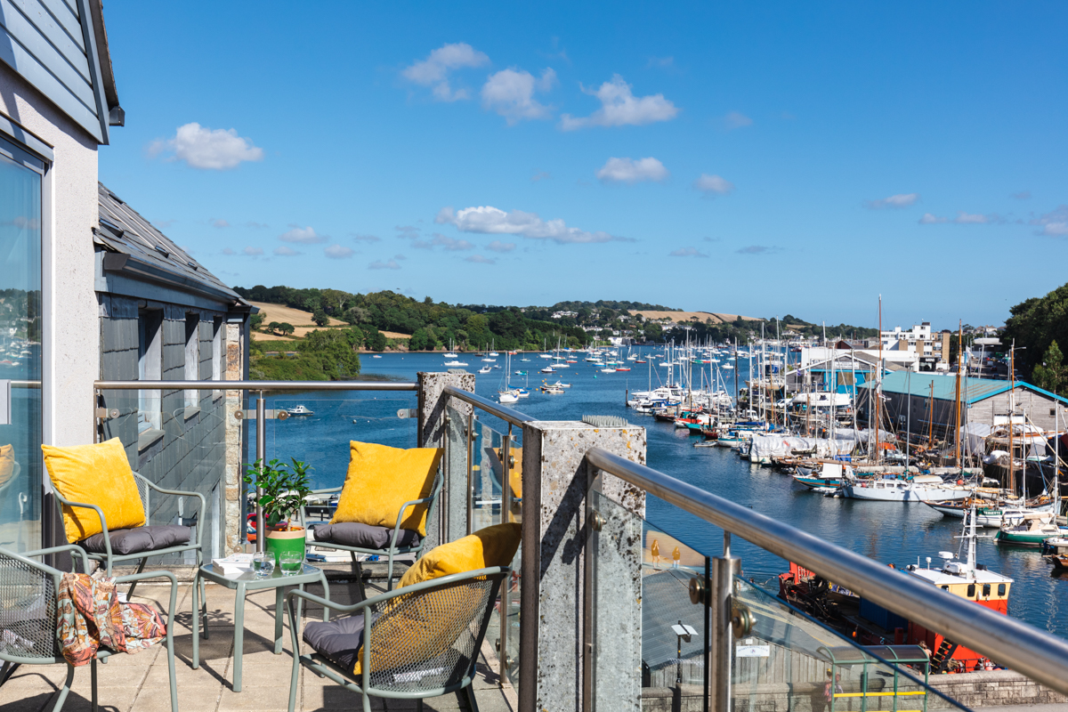 Quayside Penthouse « Falmouth Holiday Homes